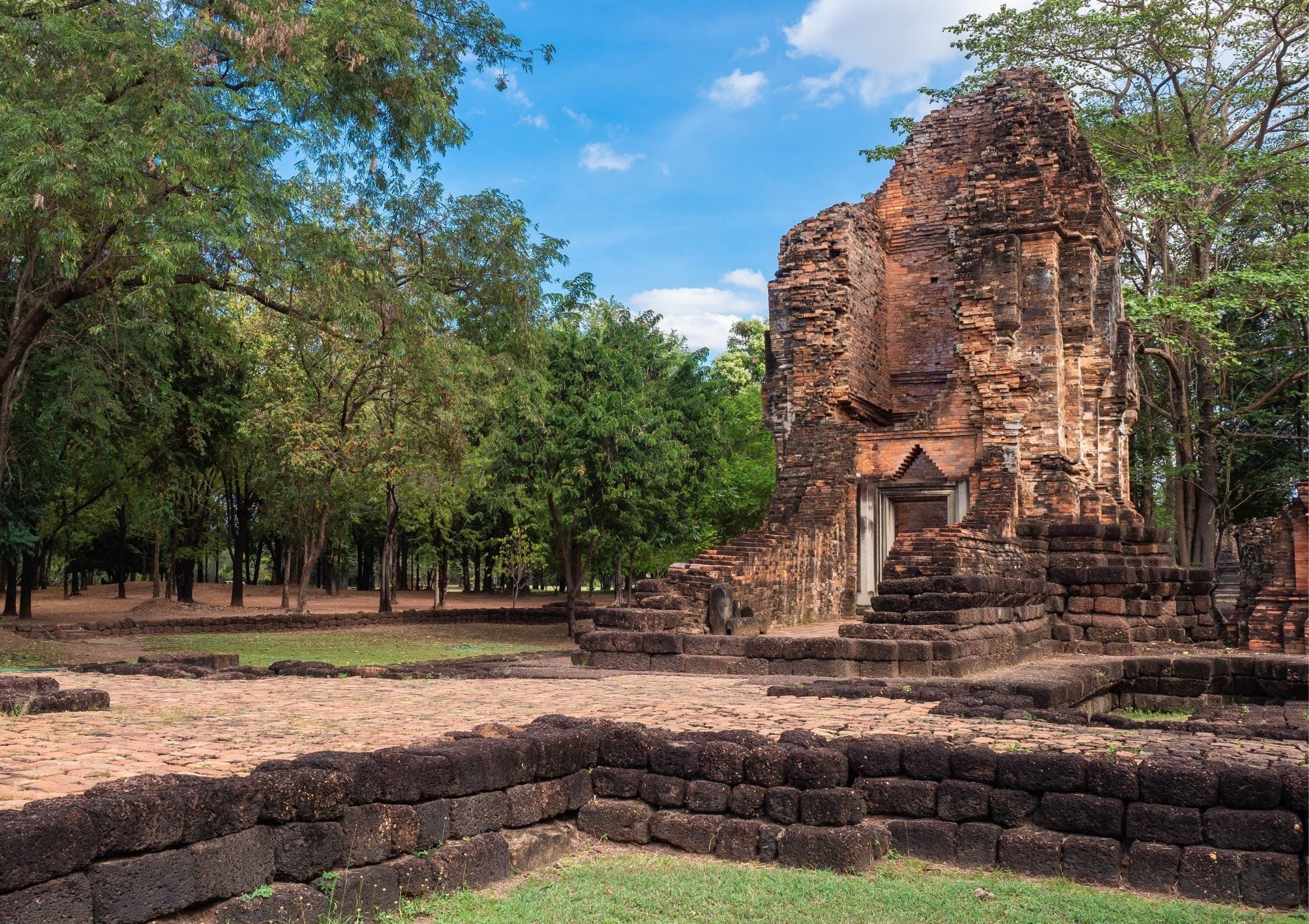 เที่ยวอุทยานประวัติศาสตร์ศรีเทพ ด้วยตัวเอง เมื่อไหร่ดี - When OR Where